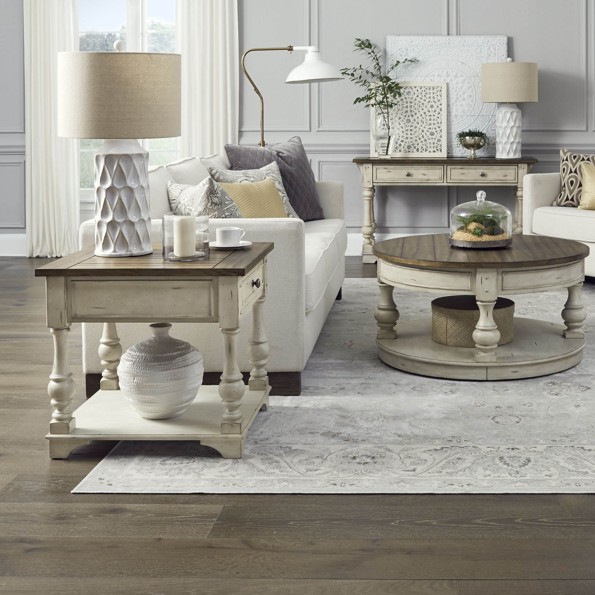 Cocktail and end tables store